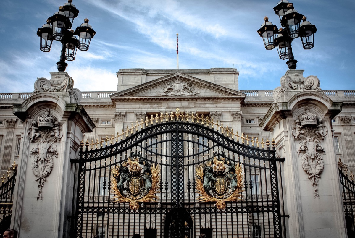 9 Secrets About the Royal Family to Be Revealed in New Book