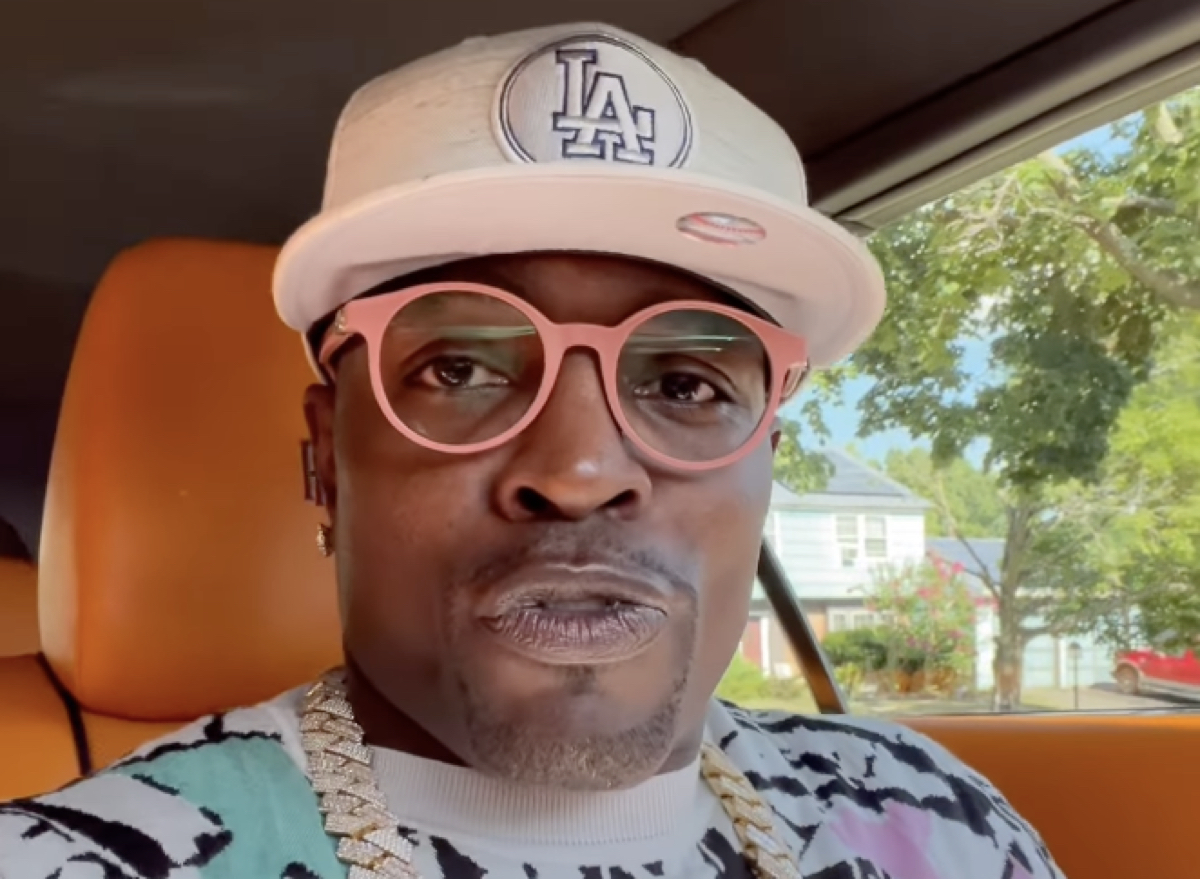 Robbed Pastor Challenges Comedian D.L. Hughley to Boxing Duel