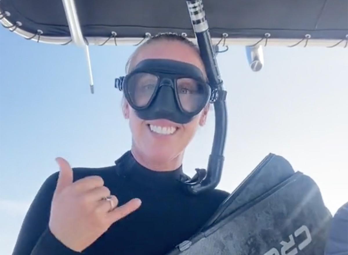 Professional Diver Demonstrating How to Avoid Shark Attack.
