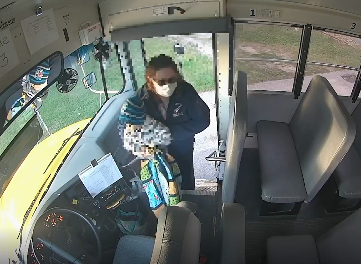 Video Hero Bus Drivers Rescuing Toddler After Wild Carjacking