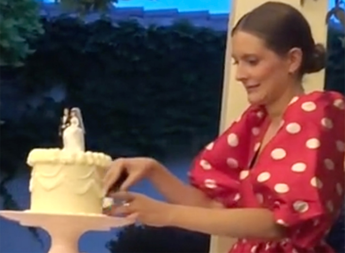 10 Most Embarrassing Ways People Have Gone Viral This Year