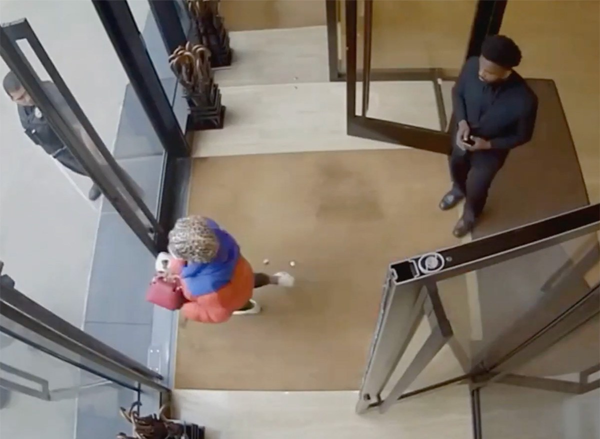 Alleged Thief Knocks Himself Out as He Tries to Flee Store