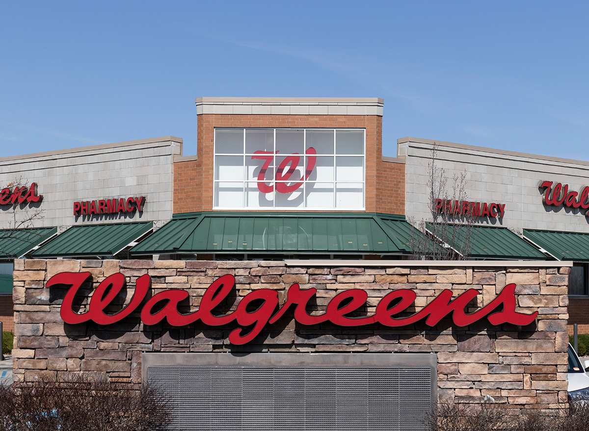 Walgreens Employee Shoots Pregnant Woman Shoplifting Suspect