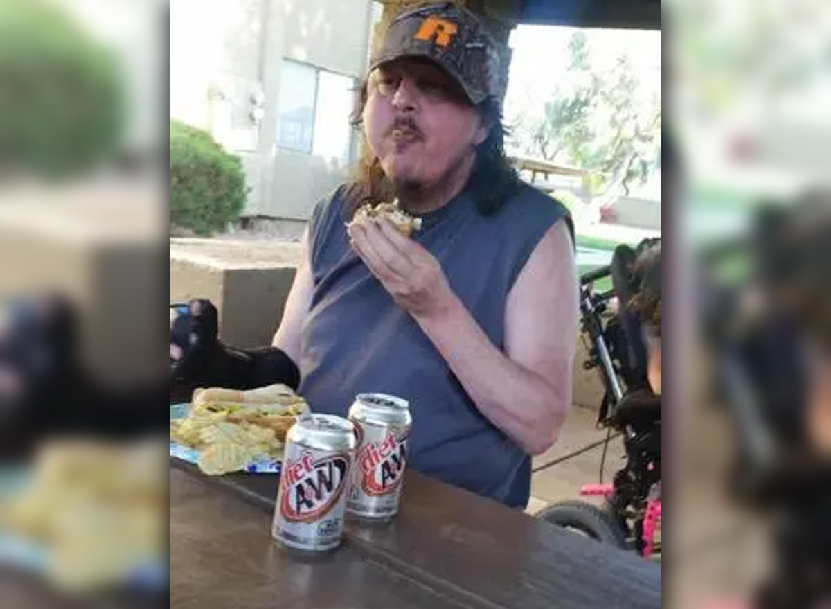Trailer Park Dad Hammered Beer, Devoured Fried Food Viral Obit