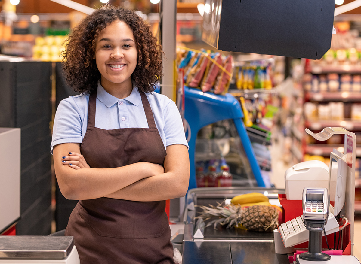 15 Ways to Find the Best Dollar Stores Deals as Expenses Rise