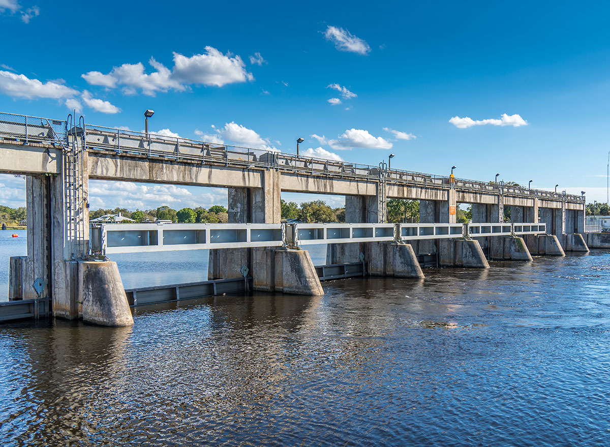 The 10 Most Dangerous Bridges in America