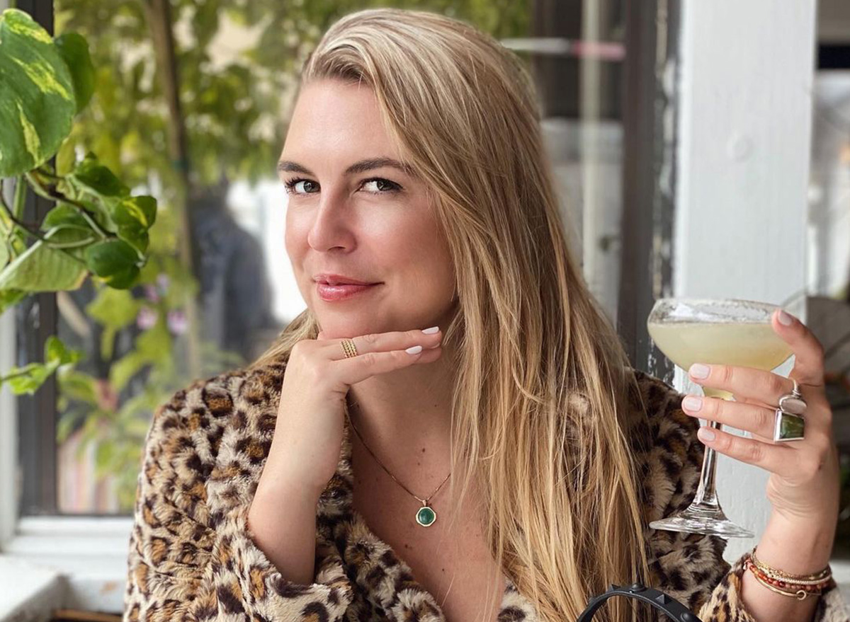 Woman Offers $5,000 to Anyone Who Can Find Her Ideal Husband