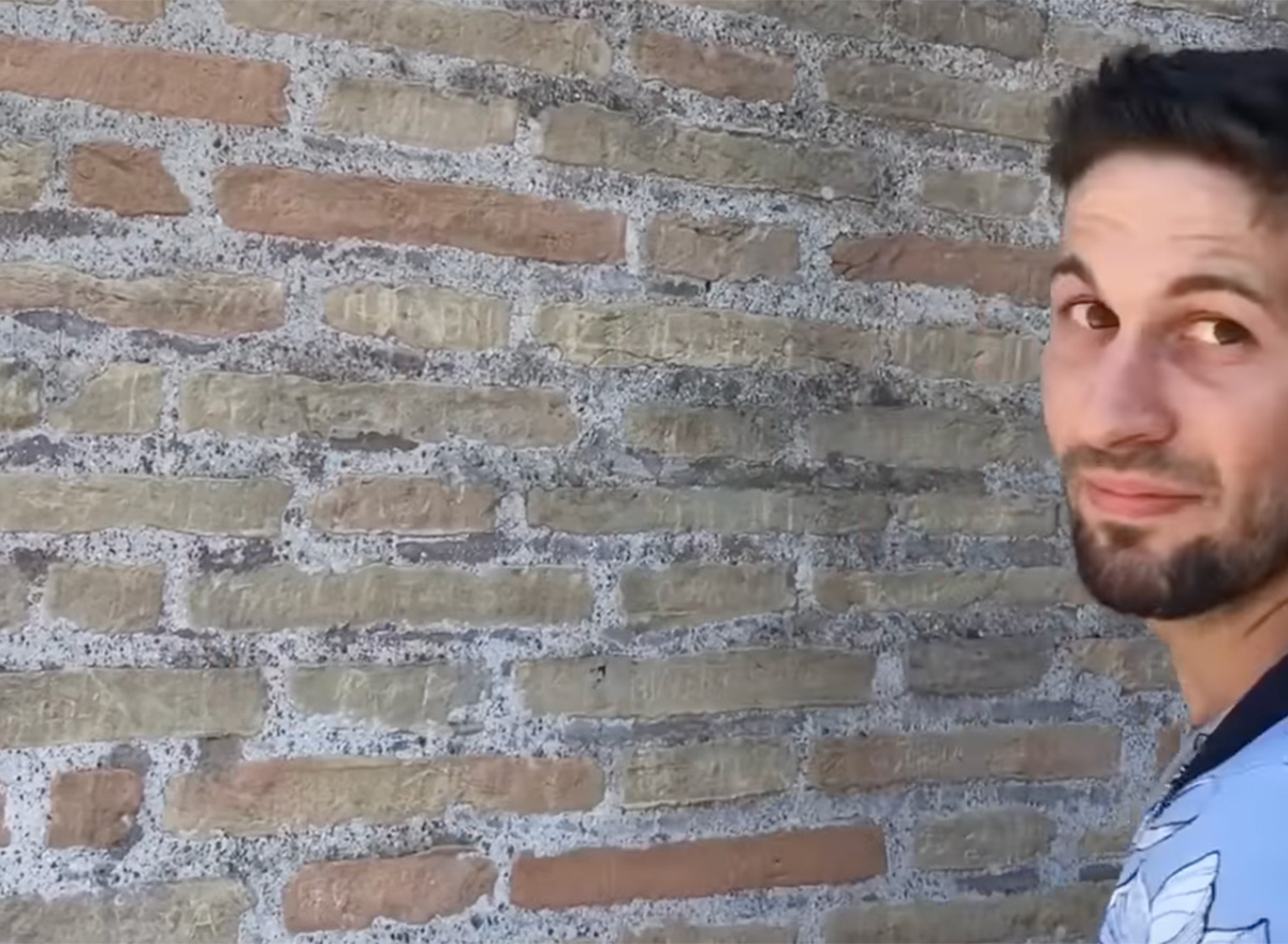 Tourist Defaced Colosseum, Said He Didn’t Know It Was so Old