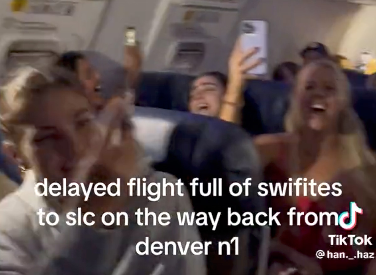 Taylor Swift Fans Turn Delayed Airplane Into Inspiring Sing-a-Long