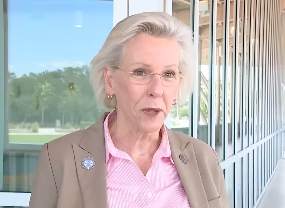 Tampa Mayor Catches $1.1 Million in Cocaine While Fishing